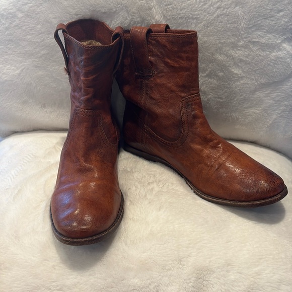 Frye | Shoes | Frye Anna Shortie Boot Womens Size 75 | Poshmark